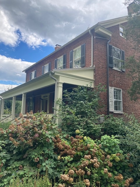 Scherich Farmhouse Inspection Photos | Friends of the Farm